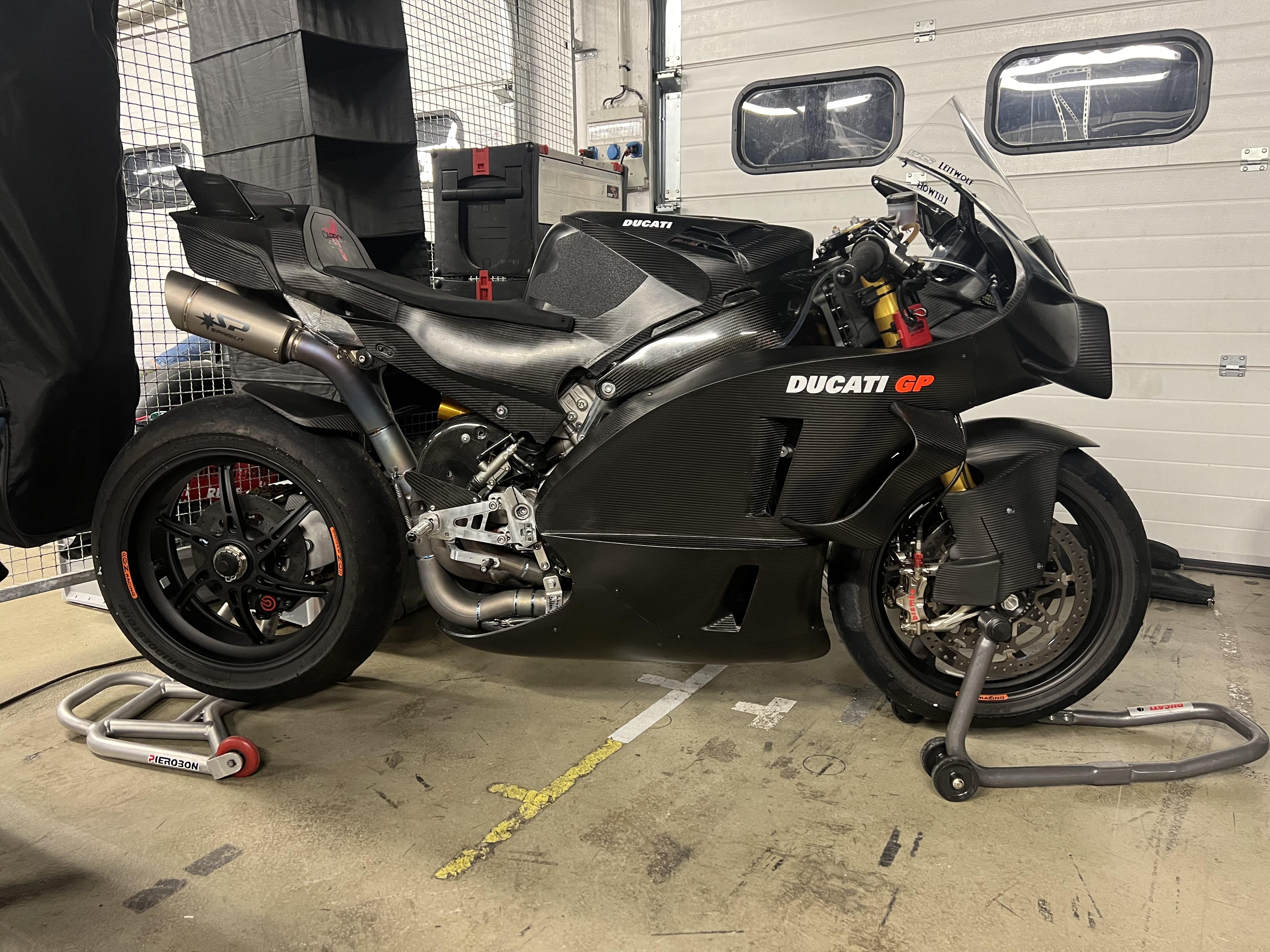 Carbon Sigl Moto GP Verkleidung - Allgemeines - Duc-hub